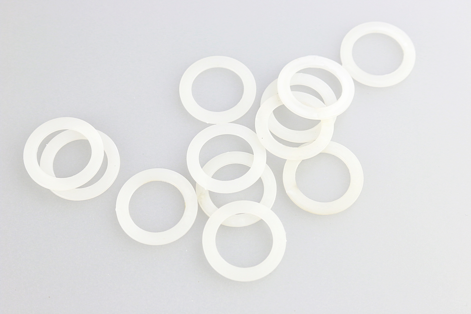 Saibe de 18 mm, din Plastic pentru Ocheti (1000 bucati/pachet) - Emidale