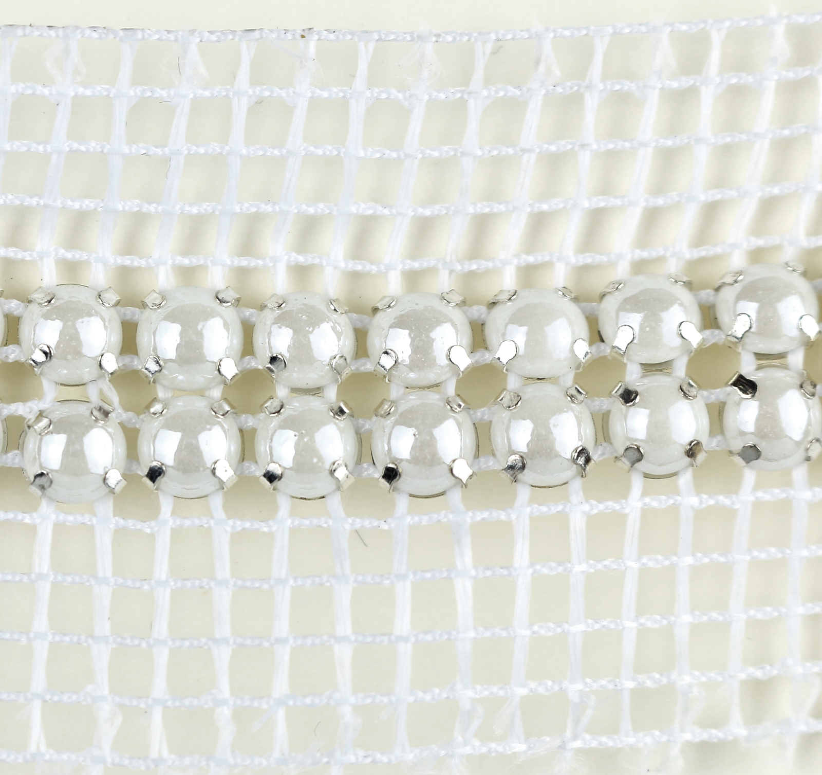 Banda cu Perle in Montura, 4 cm, Alba (1 m/rola) LA3135 - Emidale