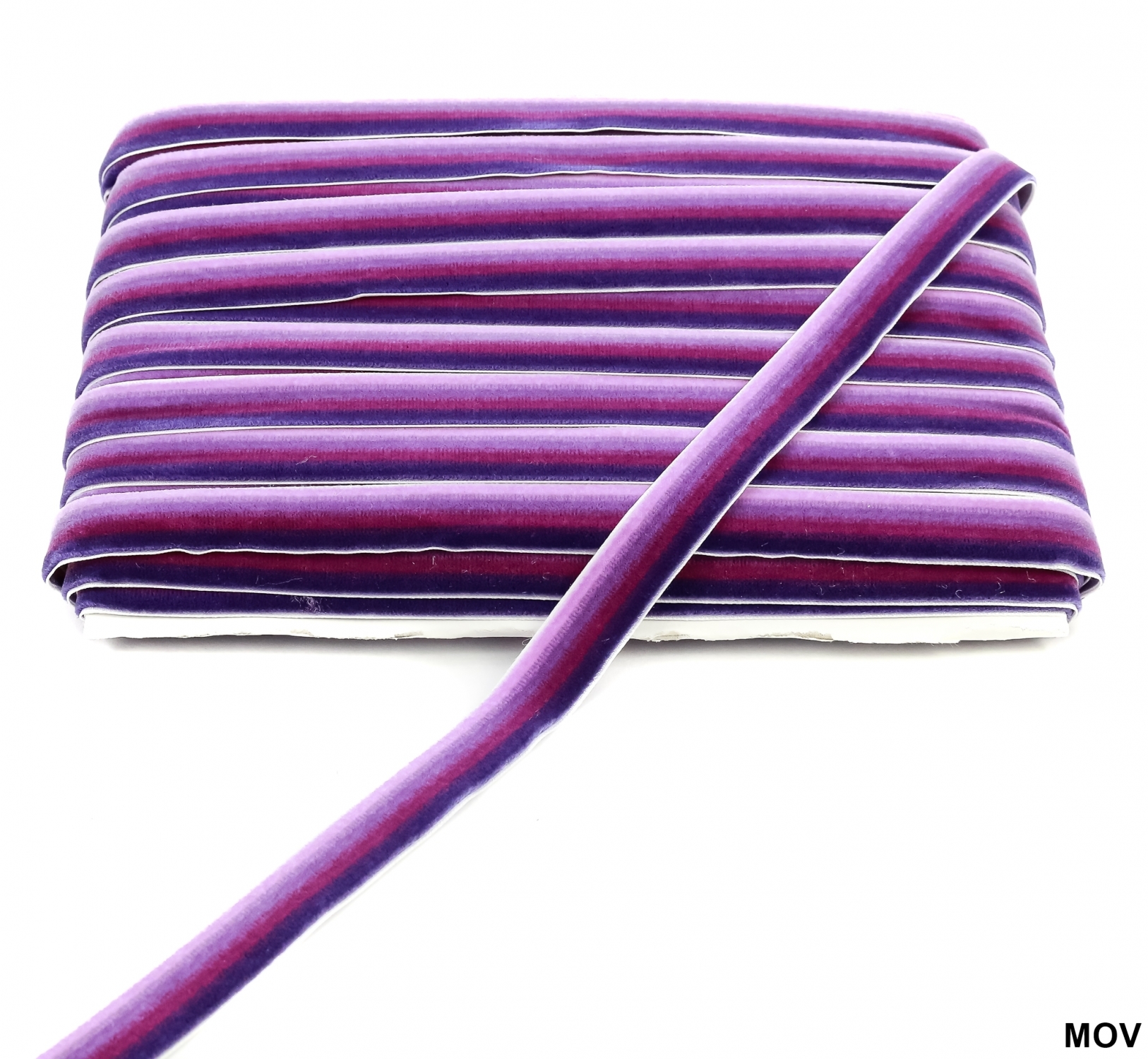 Banda Decorativa din Catifea, latime 15 mm (25 metri/rola)Cod: 2811 ...